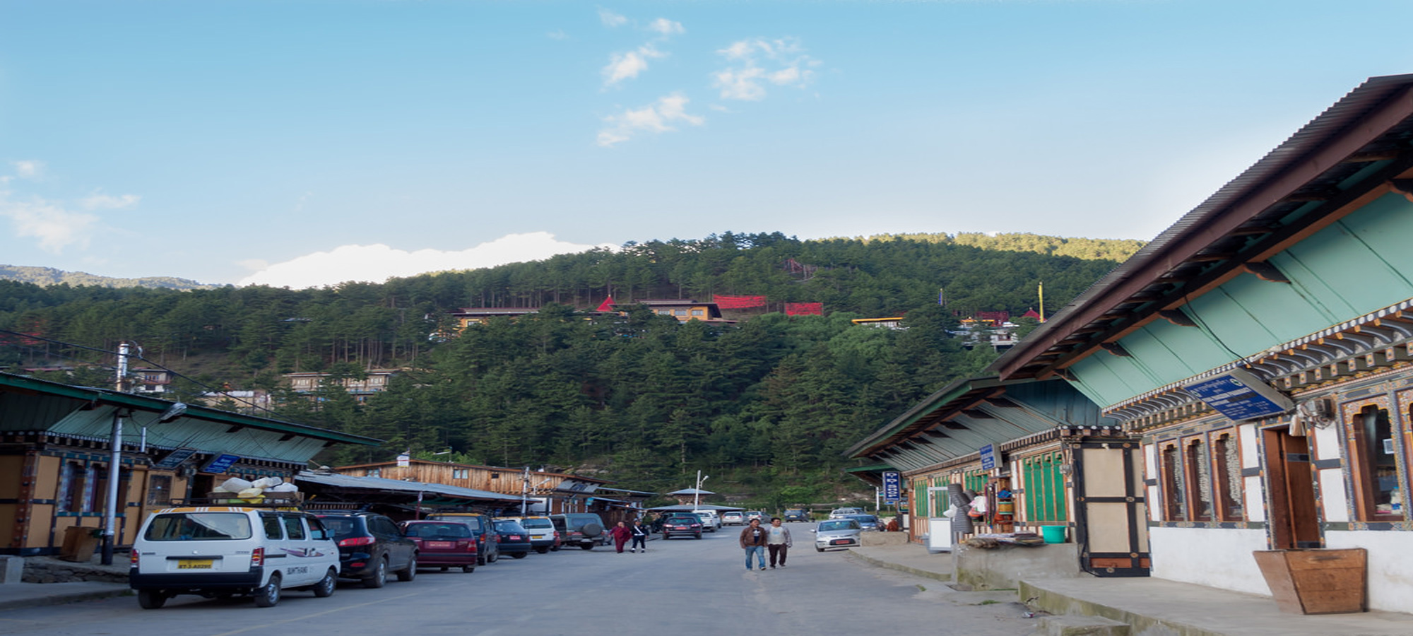 MONGAR TOWN – Prayer Flags Tours & Travel